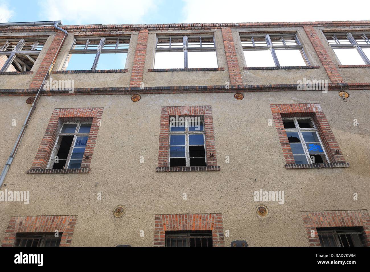 Old building without a roof in Görlitz Stock Photo - Alamy