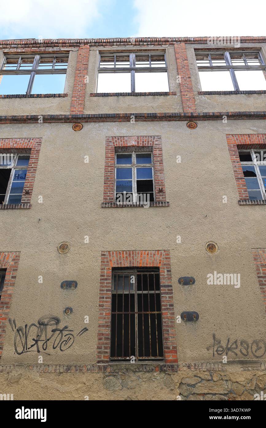 Old building without a roof in Görlitz Stock Photo - Alamy