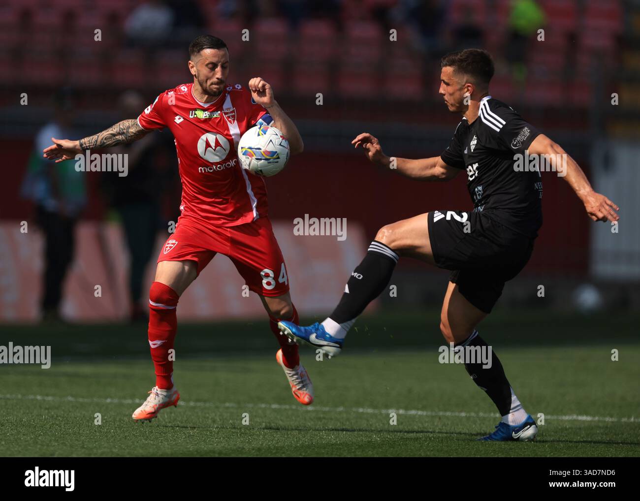 Monza, Italy. 5th Apr, 2025. Patrick Ciurria of AC Monza battles for ...