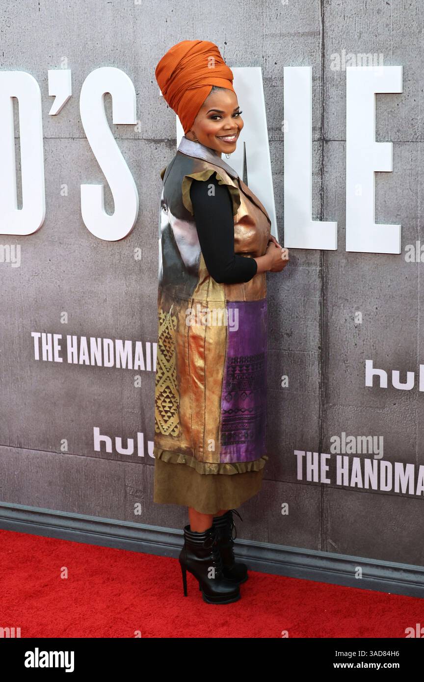 Kelly Jenrette bei der Premiere der 6. Staffel der Hulu Serie 'The ...