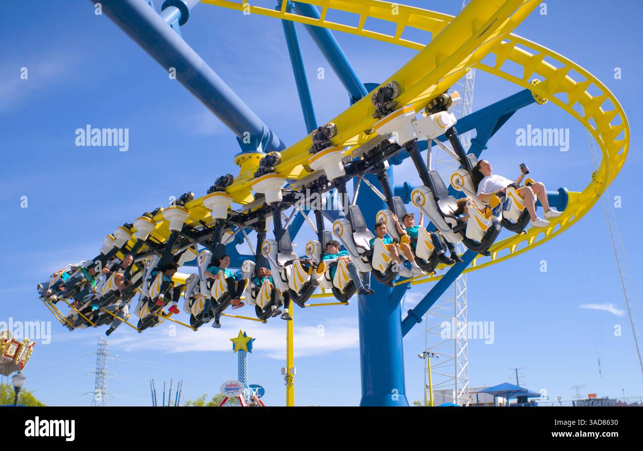 Freedom Flyer rollercoaster in action at Fun Spot America Florida, USA ...