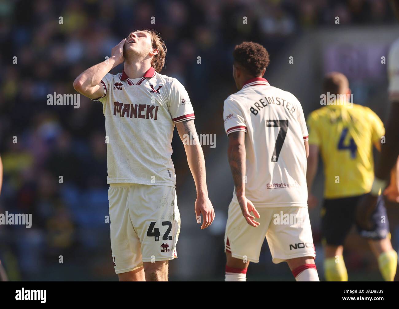Oxford, UK. 5th Apr, 2025. Sydie Peck of Sheffield United frustrated ...