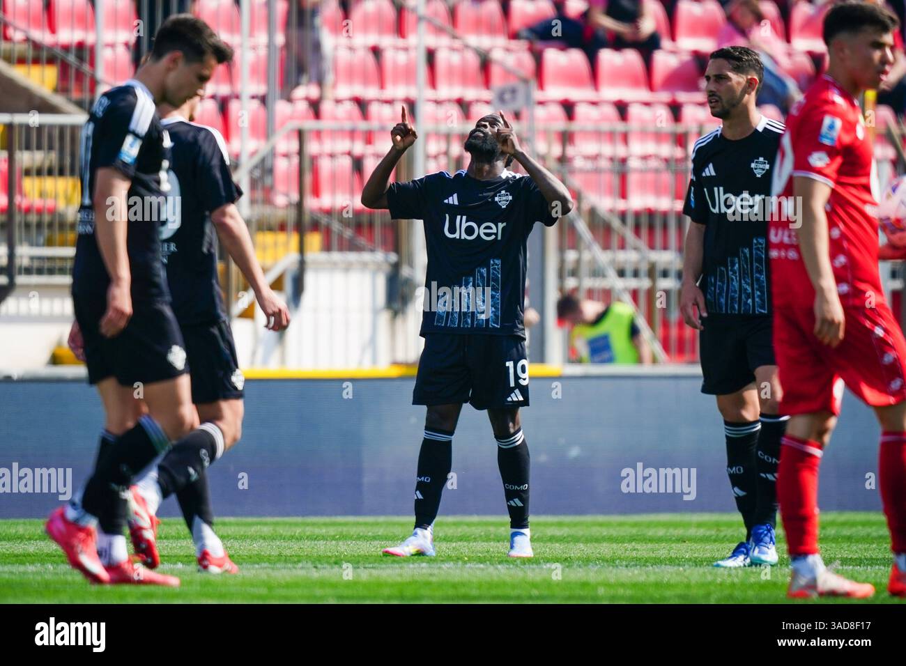 Jonathan ikoné como 2025 hi-res stock photography and images - Alamy