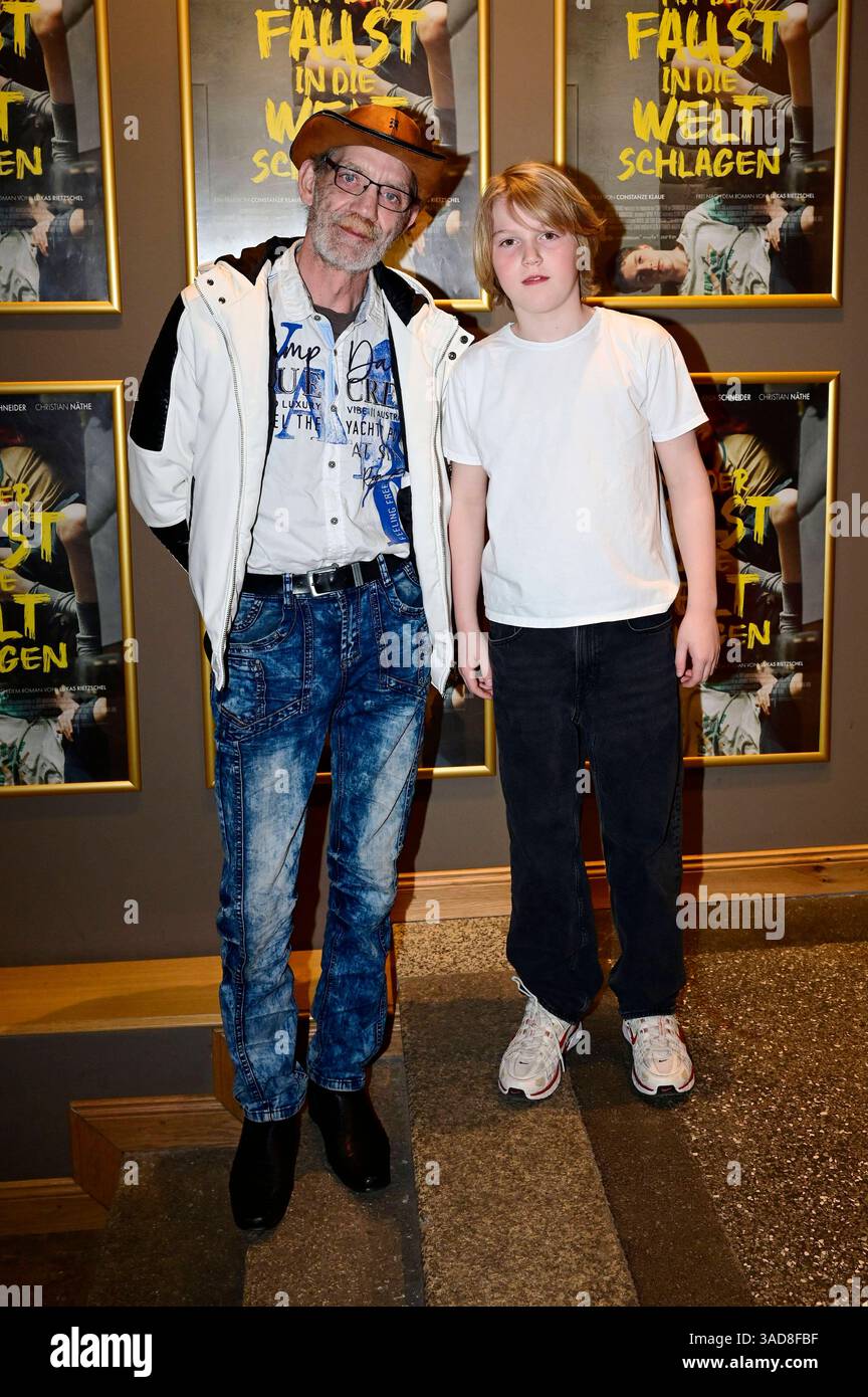 Meinhard Neumann und Camille Moltzen bei der Premiere des Kinofilms Mit ...