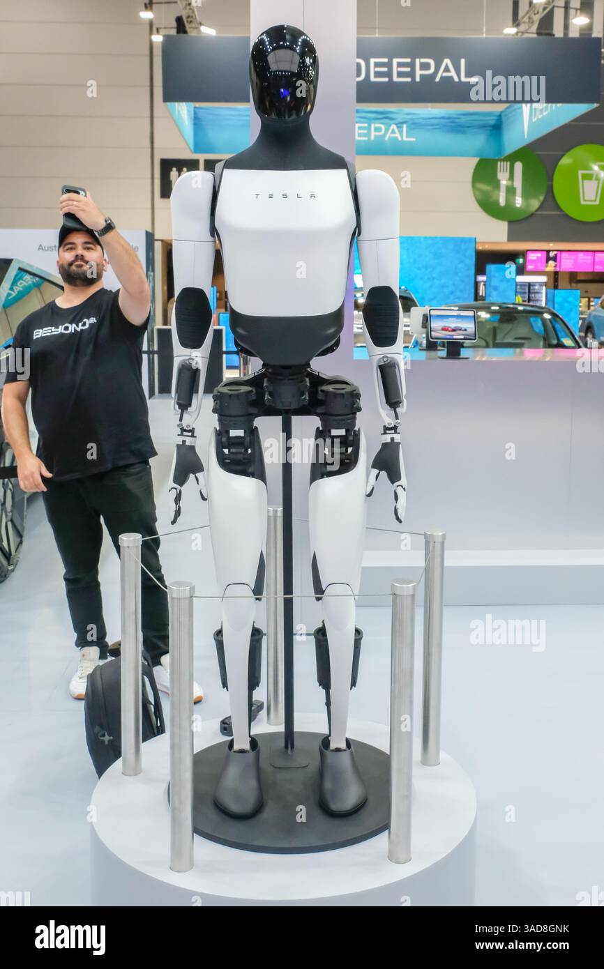 Tesla optimus hi-res stock photography and images - Alamy