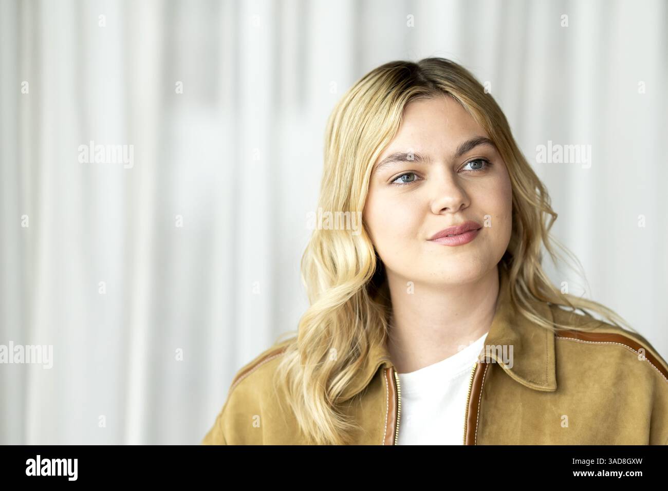 Louane emera concert hi-res stock photography and images - Alamy