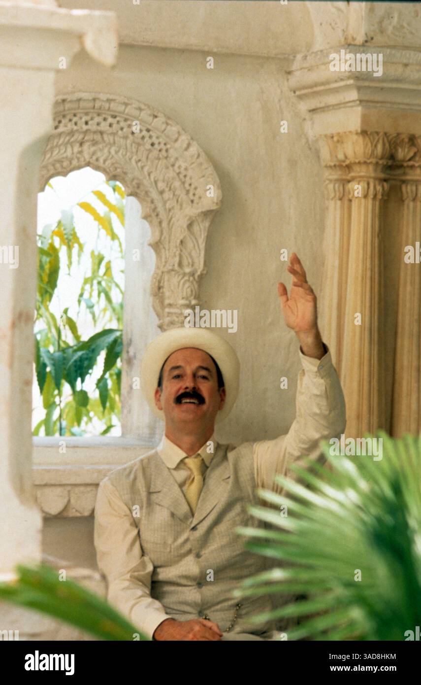 John cleese 1994 hi-res stock photography and images - Alamy