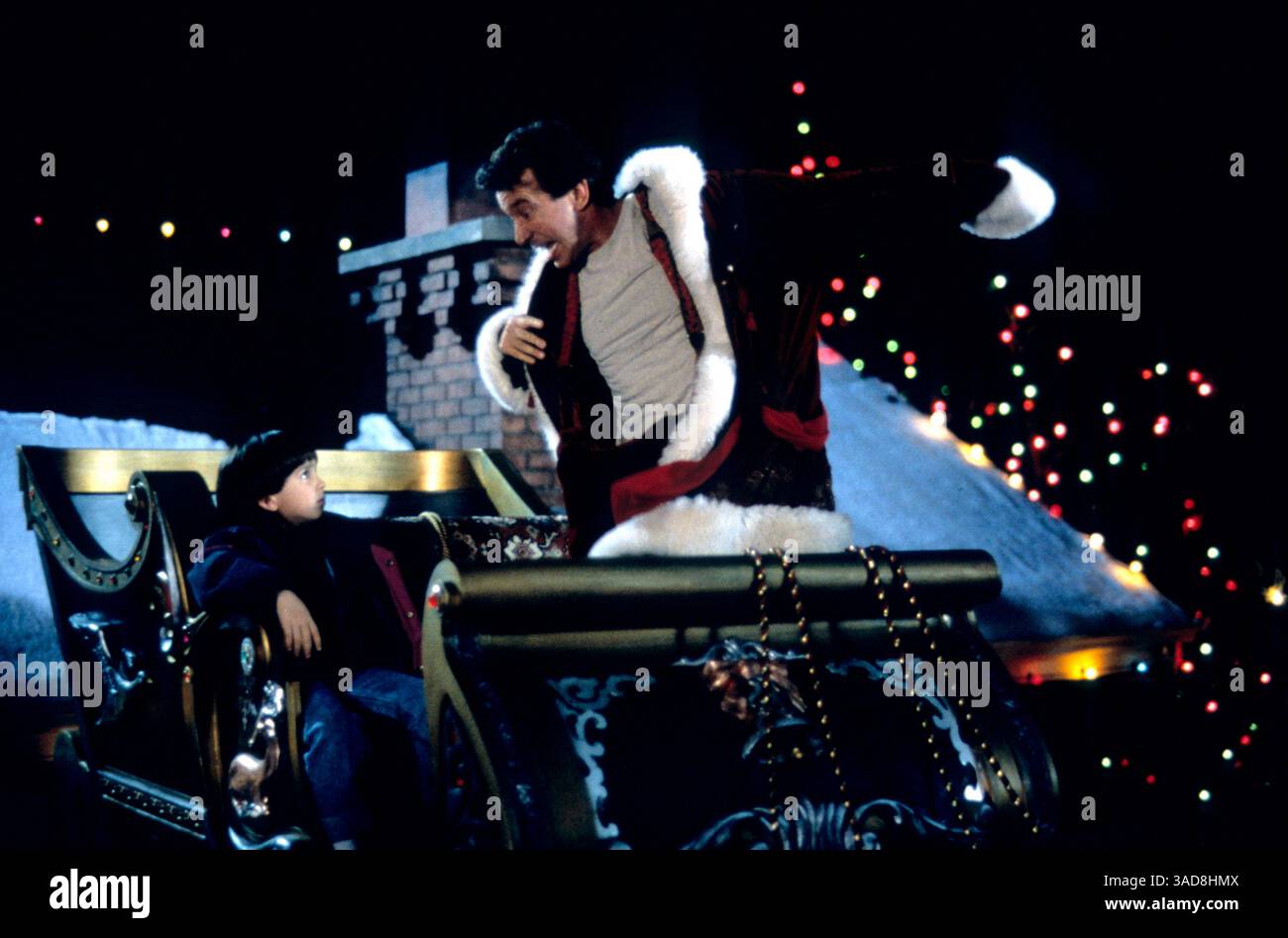 Film still / Publicity still from "The Santa Clause" Tim Allen 1994 ...