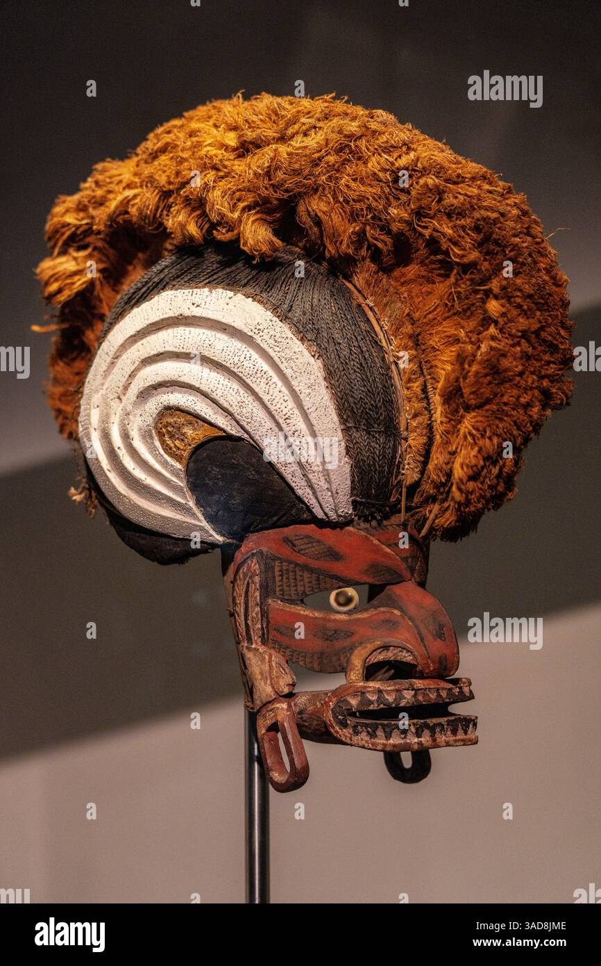 Tatanua mask, New Ireland, Papua New Guinea, 19th century, carved wood ...