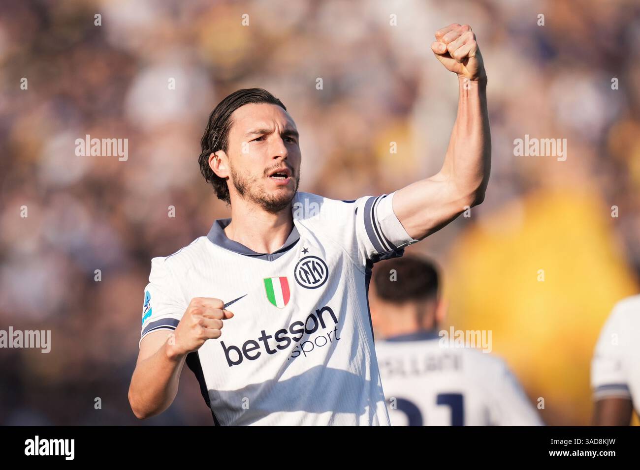 Inter Milan's Matteo Darmian celebrates after scoring his side's ...