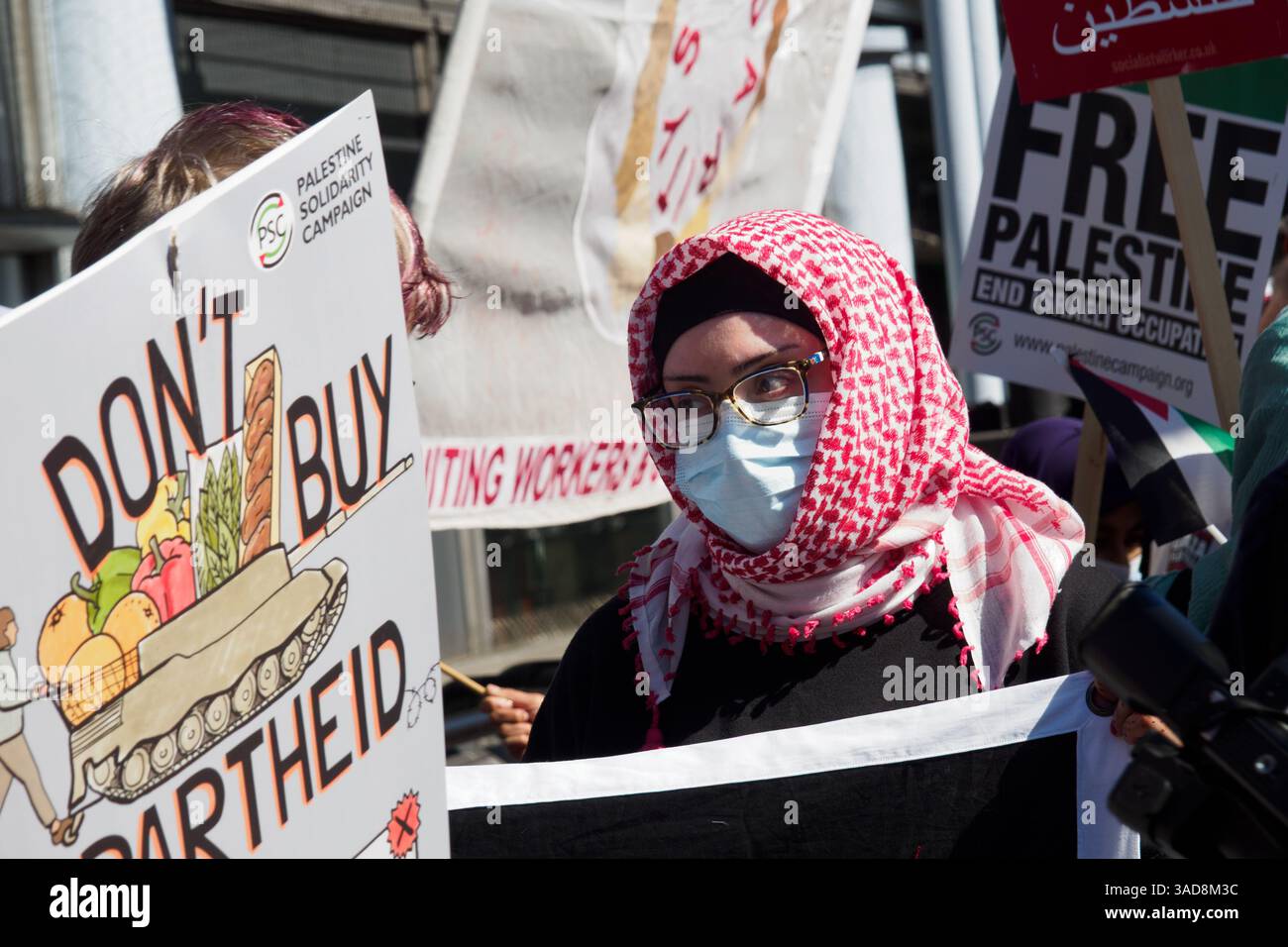 London, UK. 5 April 2025. The first UK-wide Don’t Buy Apartheid day of ...