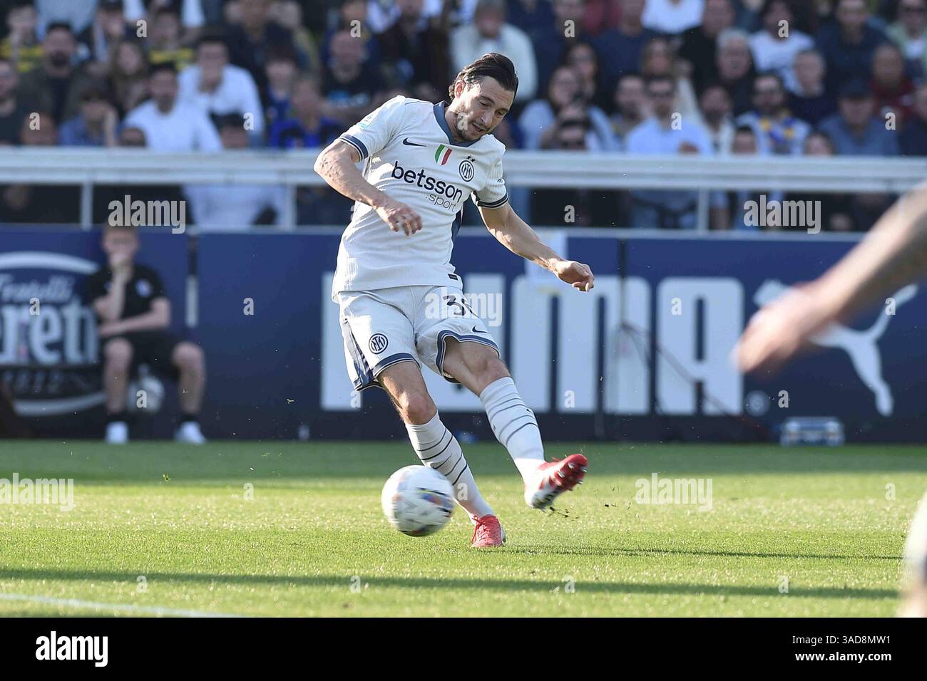 Matteo Darmian of FC Internazionale scoring a goal of 0-1 during the ...