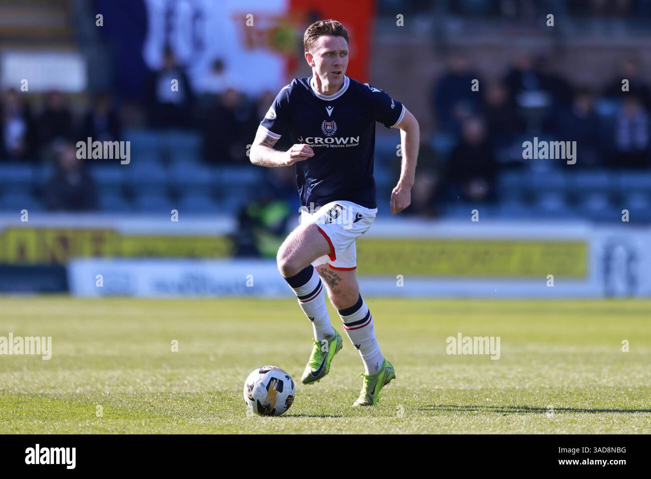 Dens Park, Dundee, UK. 5th Apr, 2025. Scottish Premiership Football ...