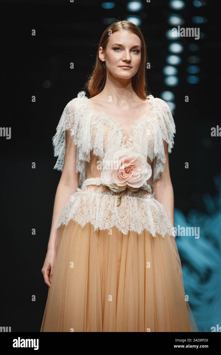 Milano, Italy. 05th Apr, 2025. Model during Si Sposa Italia Fashion ...
