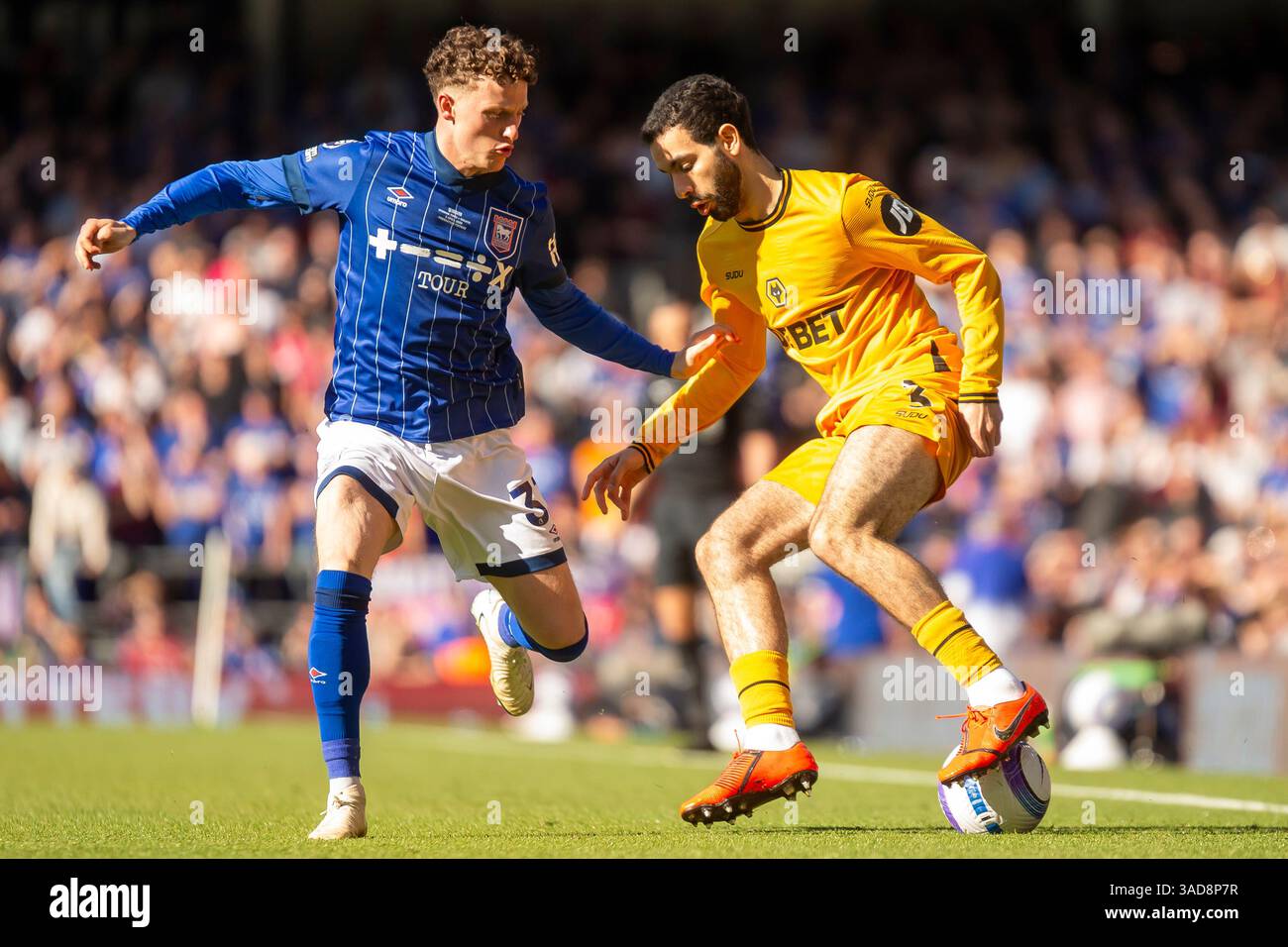 Nathan Broadhead of Ipswich Town and André of Wolverhampton Wanderers ...
