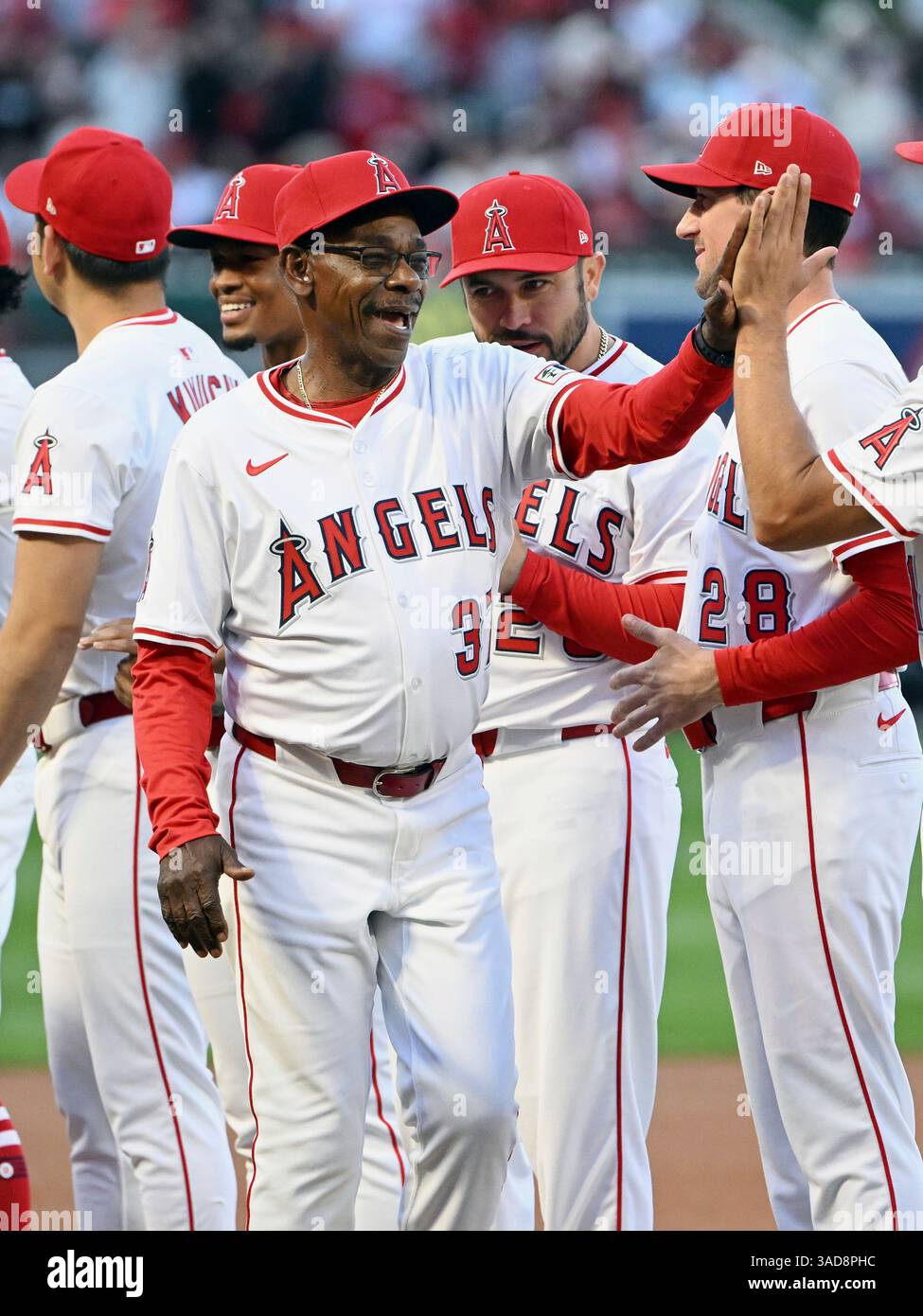 ANAHEIM, CA - APRIL 04: Los Angeles Angels Manager Ron Washington (37 ...