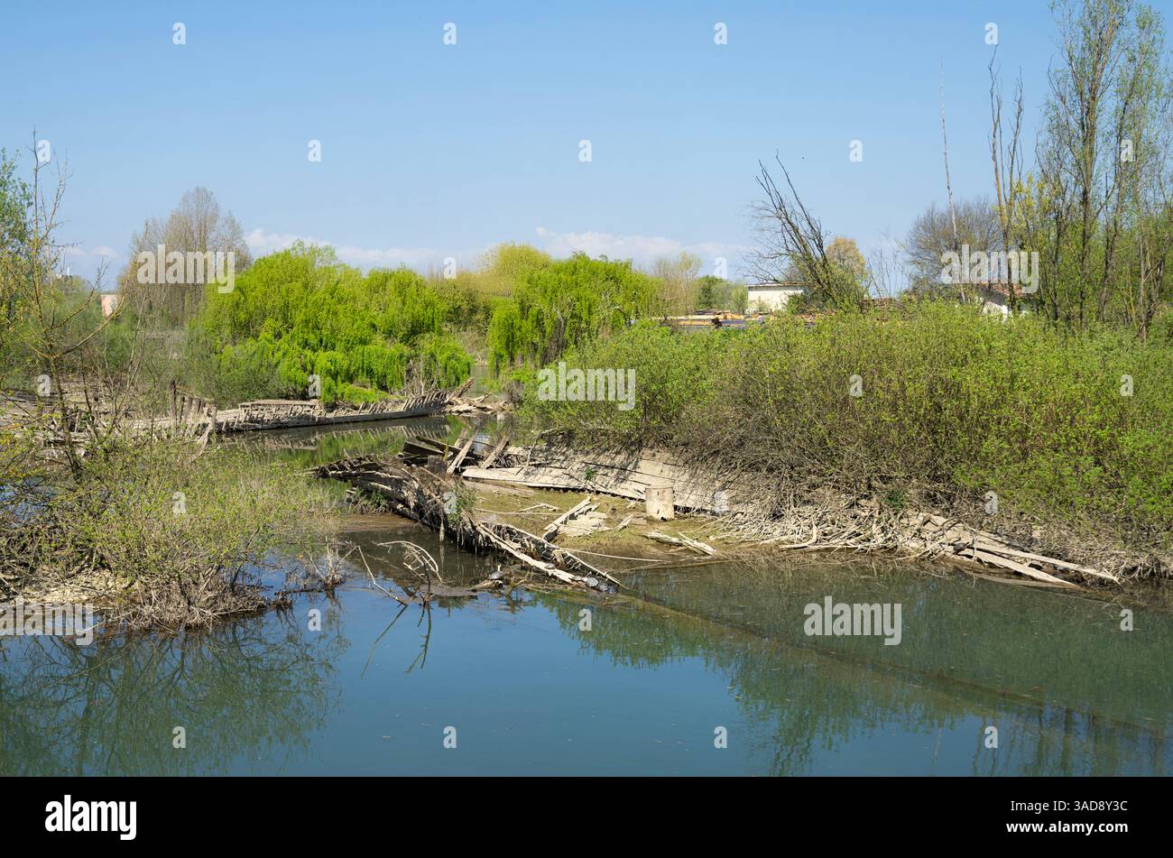 The cemetery of the Burci, typical Venetian merchant boats from the ...