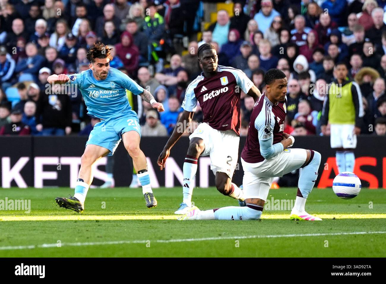 Nottingham Forest's Jota Silva scores their side's first goal of the ...