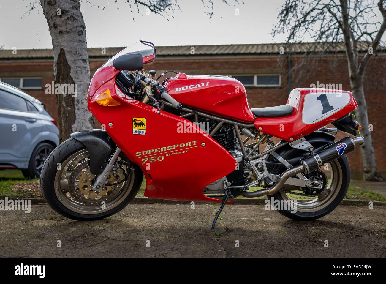 Ducati supersport 750 hi-res stock photography and images - Alamy