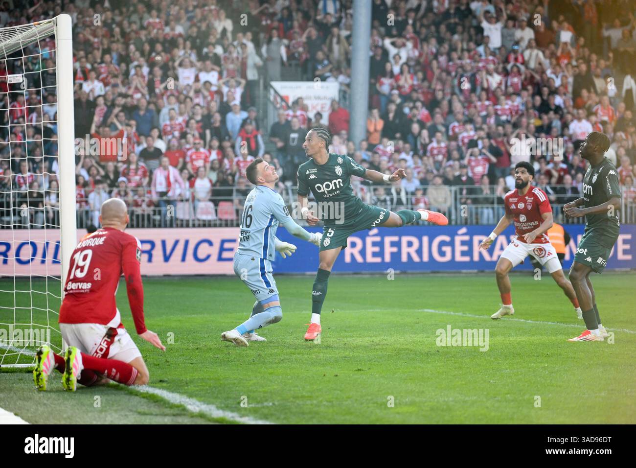 05 Thilo KEHRER (asm) - 16 Philipp KOHN (asm) during the Ligue 1 ...