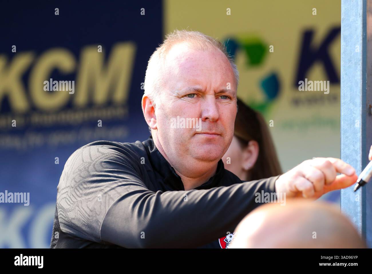 AESSEAL New York Stadium, Rotherham, England - 5th April 2025 Matt ...