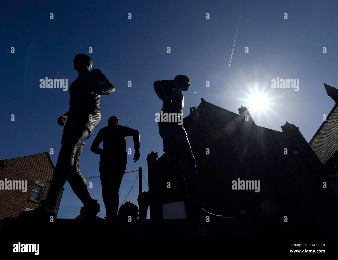 Alan ball hi-res stock photography and images - Alamy