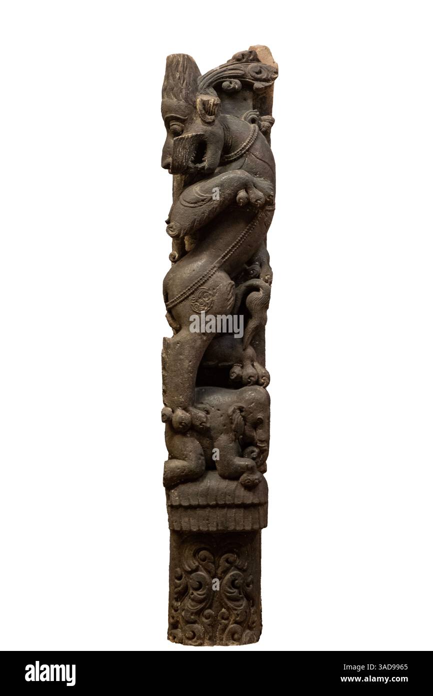 Gajasimha / Gaja Vidala / Simha Vidala. A decorative motif in the ...