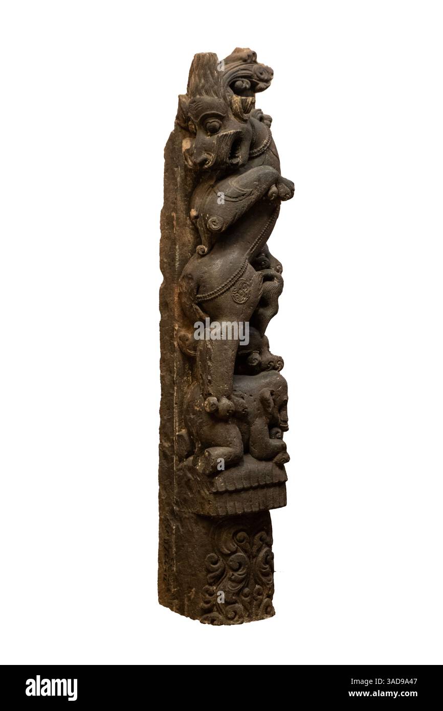 Gajasimha / Gaja Vidala / Simha Vidala. A decorative motif in the ...