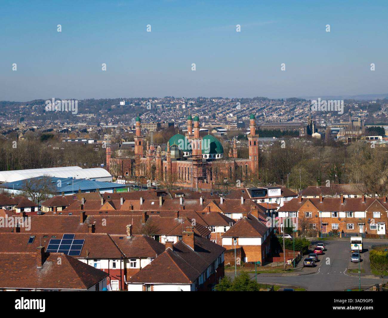 Mosque in bradford hi-res stock photography and images - Alamy