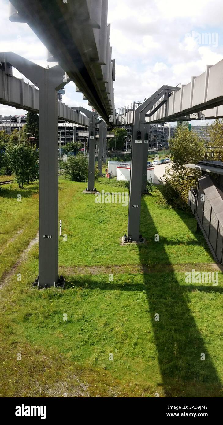 Elevated view captures railway tracks hi-res stock photography and ...