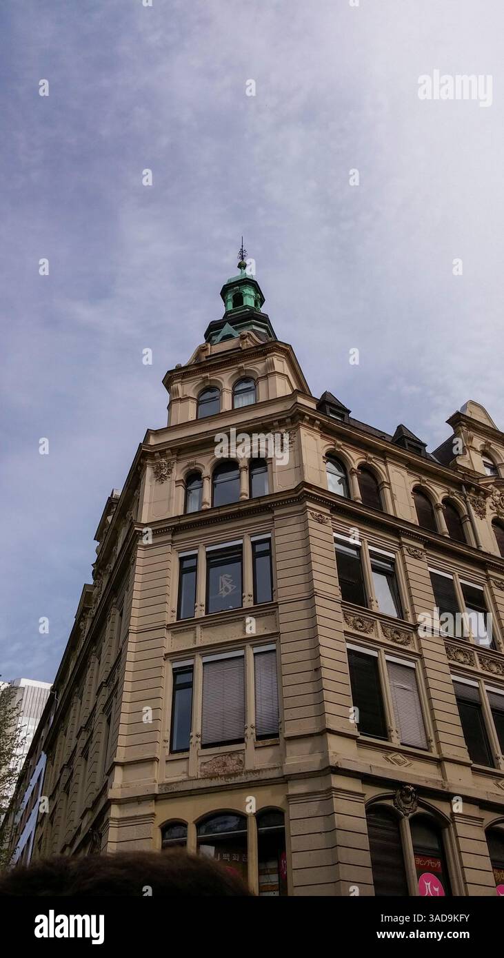 Photo captures street scene hi-res stock photography and images - Alamy