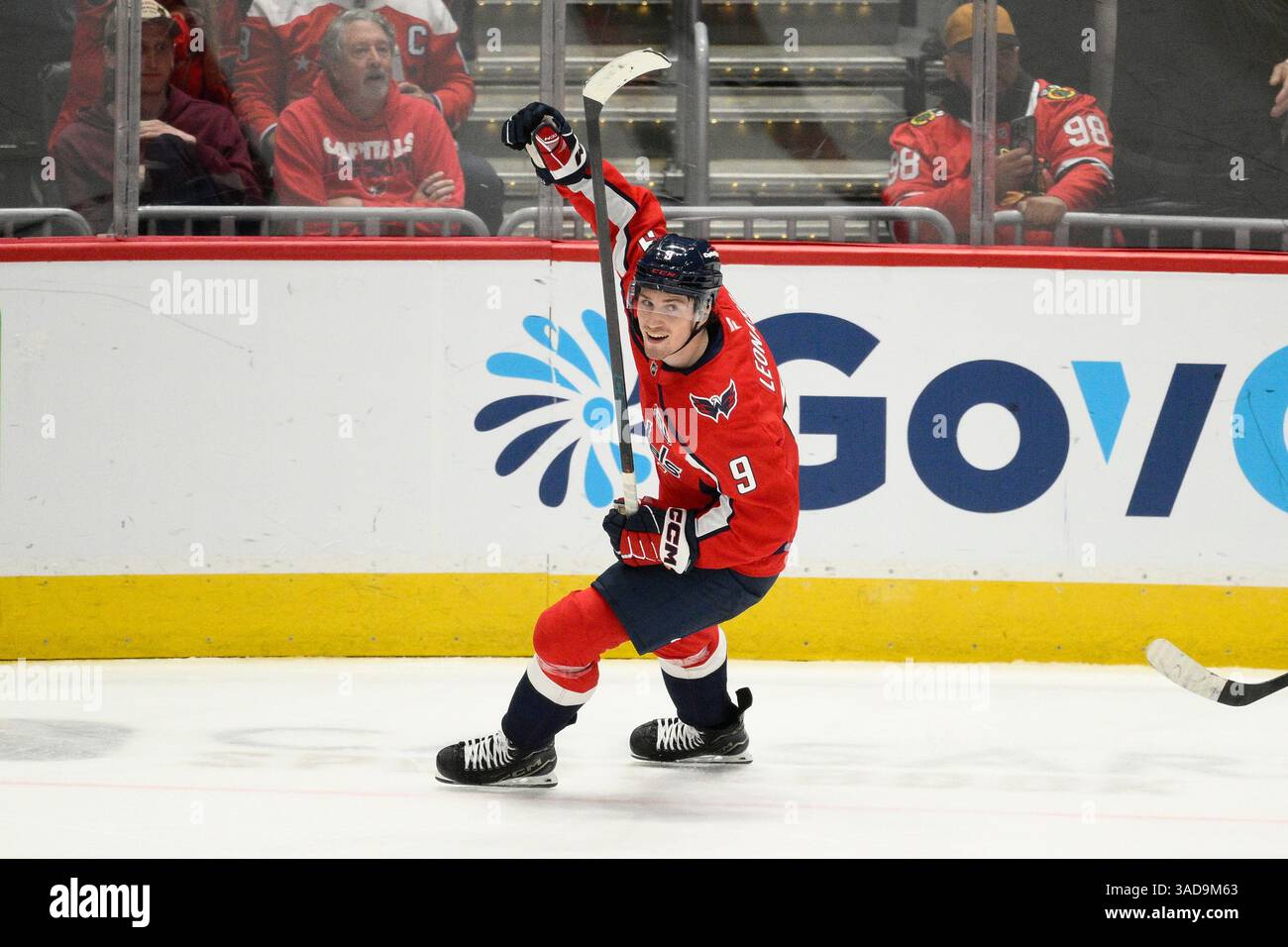 Washington Capitals right wing Ryan Leonard (9) celebrates his first ...