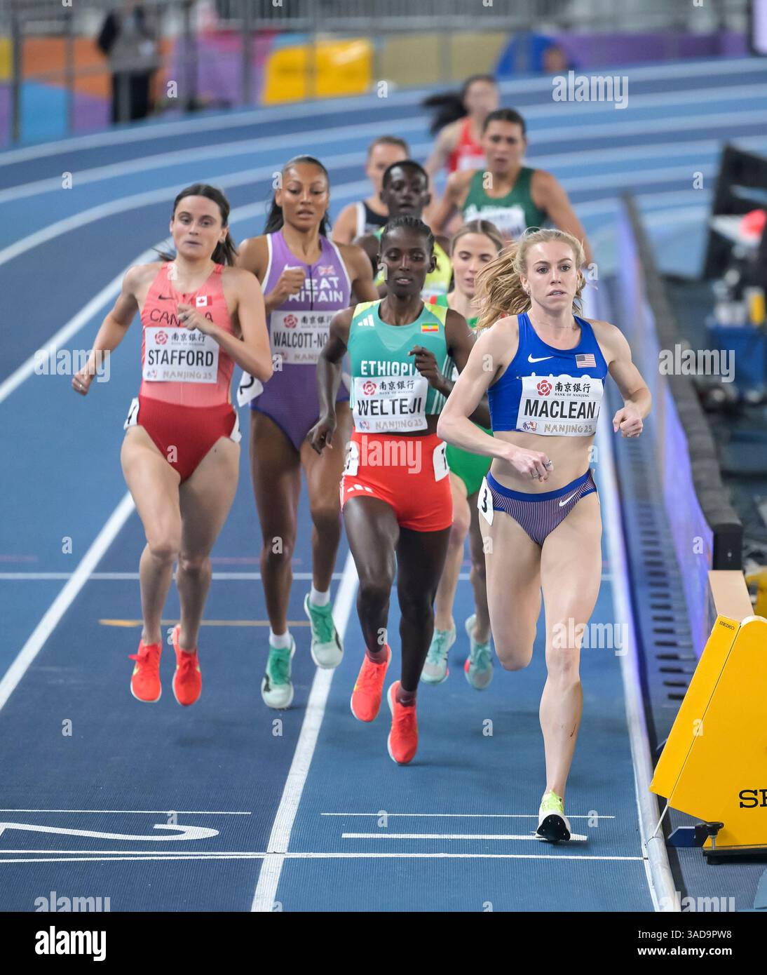 Heather Maclean of the USA competing in heat 3 of the 1500m at the ...