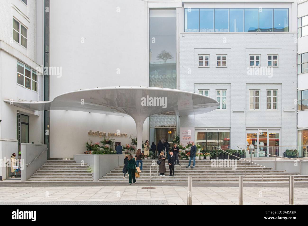 Chelsea Design Centre in London - homw to the best of the world's ...