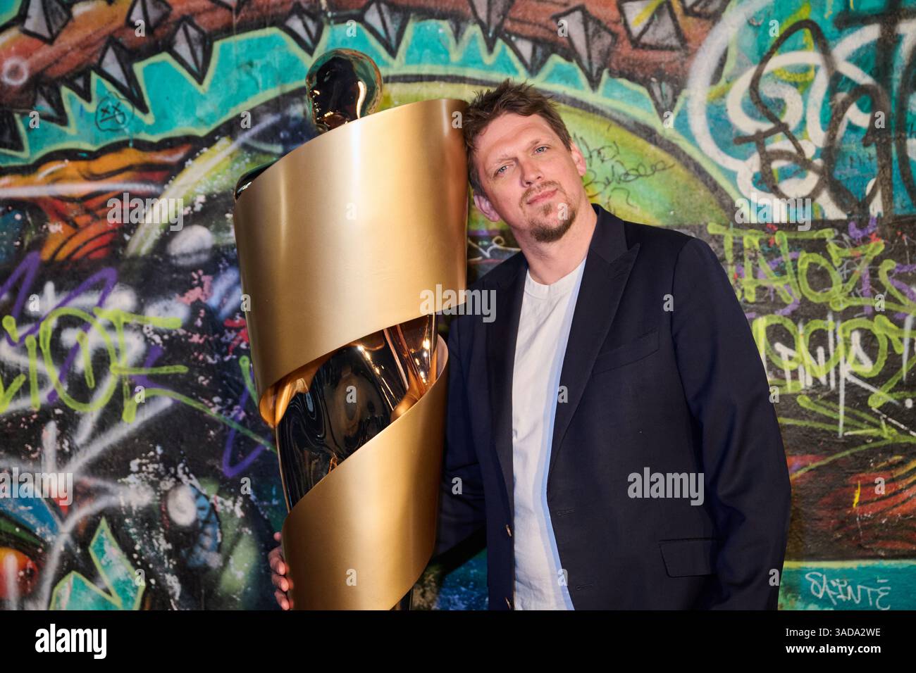 Berlin, Germany. 05th Apr, 2025. Actor Jan-Ole Gerster comes to ...