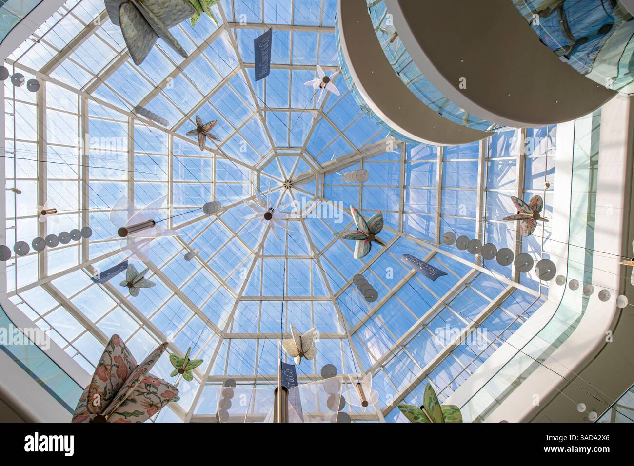 Chelsea Design Centre in London - homw to the best of the world's ...