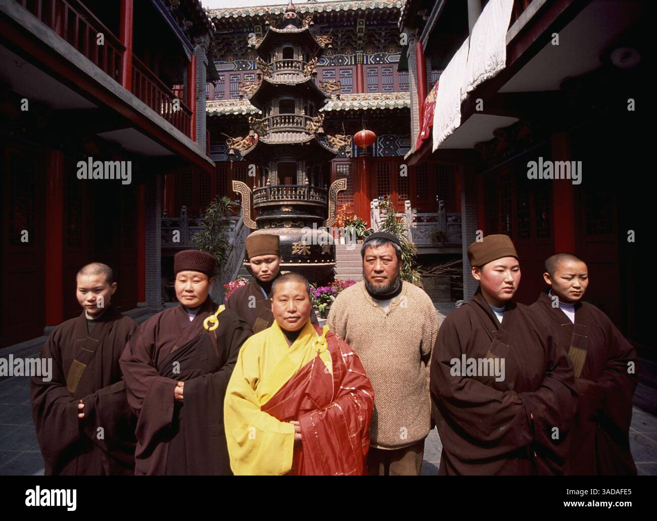 Mar 26, 2002; Kaifeng, CHINA; Kaifeng Jewish descendants; Moshe Zhang ...