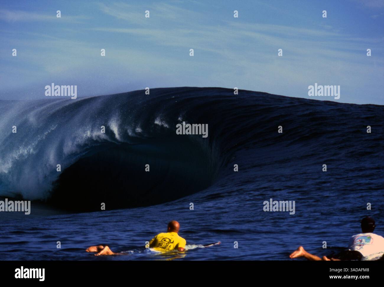 May 27, 2003; Teahupoo, Tahiti; Huge wave, barrel, action, spectators ...