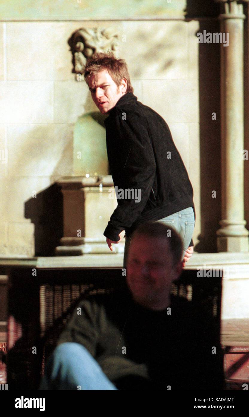 2002 usa ewan mcgregor hi-res stock photography and images - Alamy