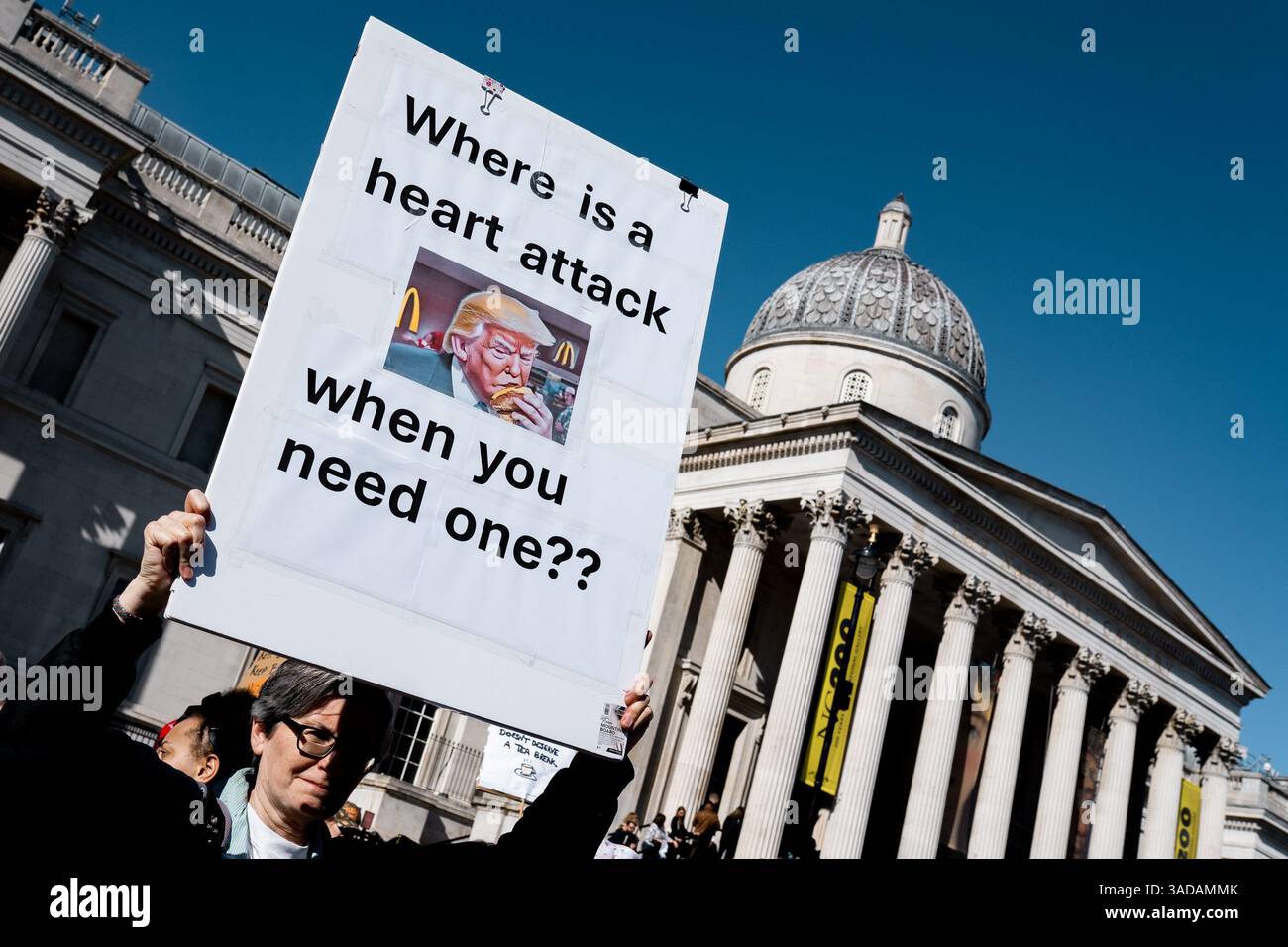 Protest against Donald Trump by Americans in the UK and their allies ...