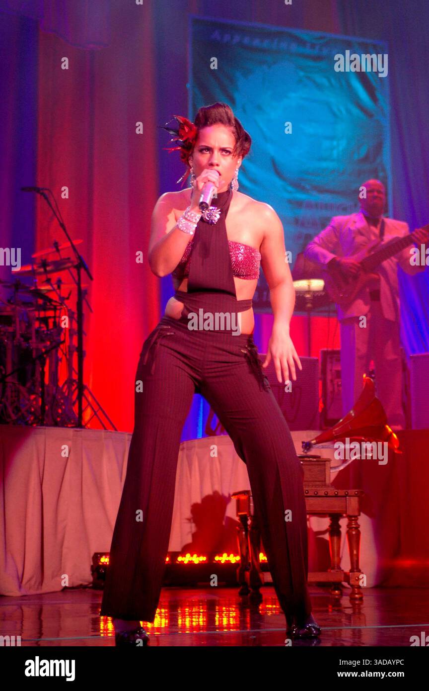 May 03, 2005; Fairfax , VA, USA; Musician ALICIA KEYS performs live at ...
