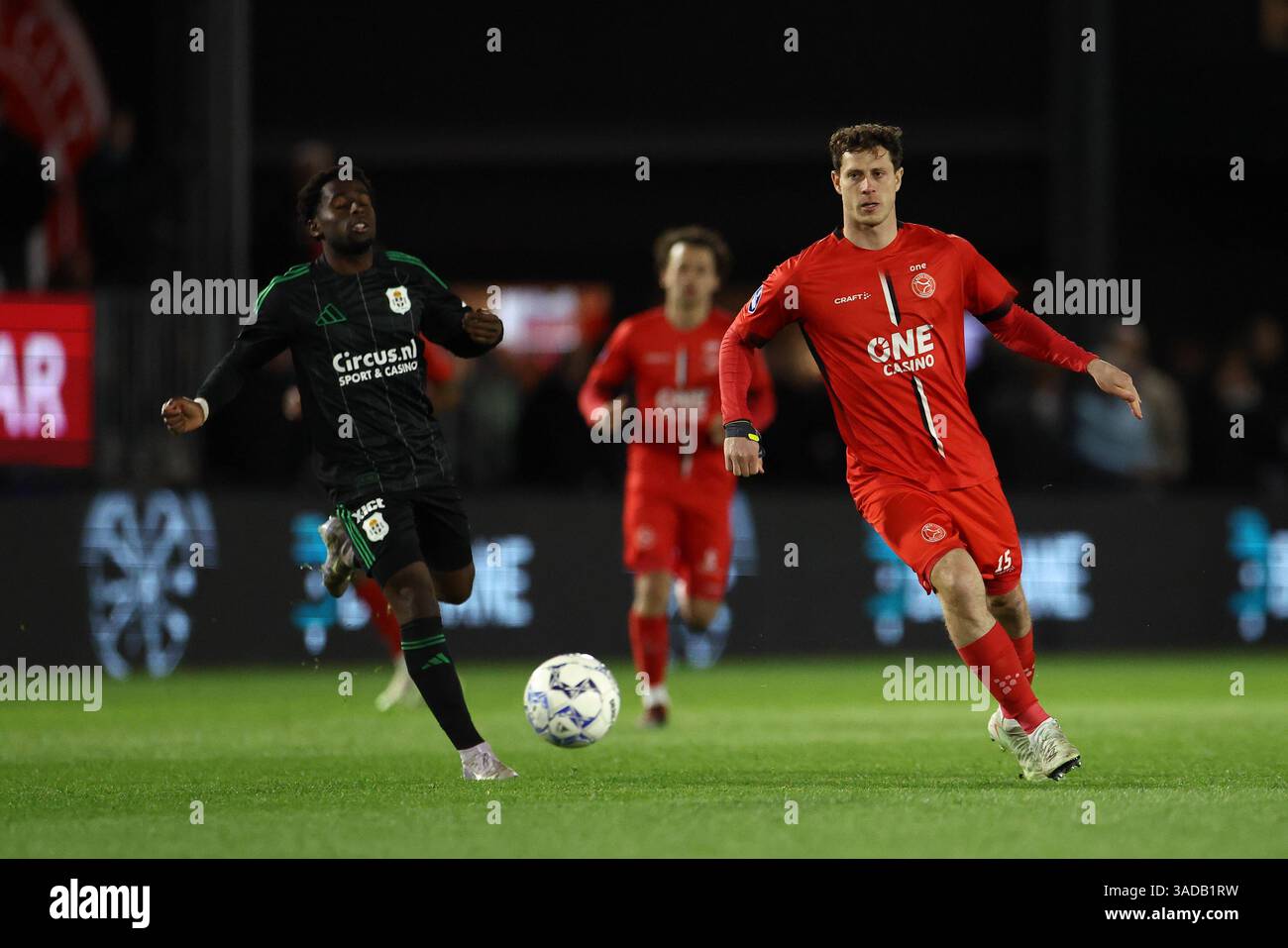 Almere, Netherlands. 05th Apr, 2025. ALMERE, 05-04-2025, Yanmar Stadium ...