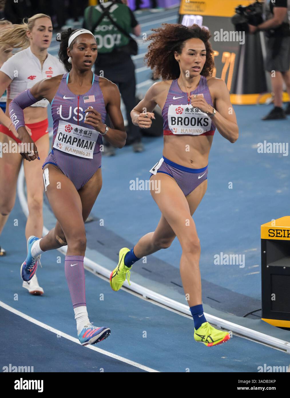 Timara Chapman and Taliyah Brooks of the USA competing in the 800m pentathlon at the World ...