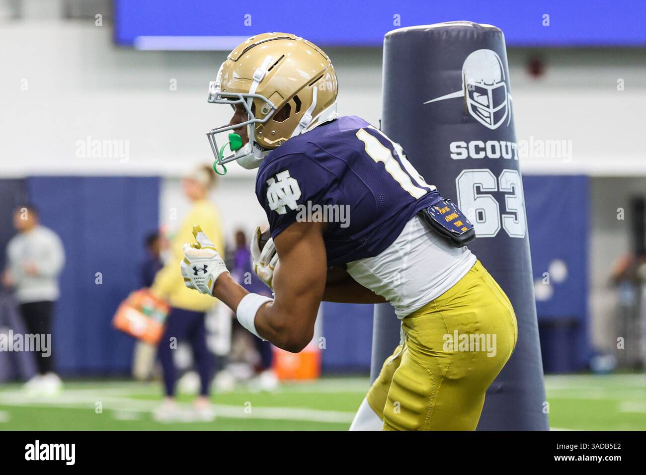 South Bend, Indiana, USA. 05th Apr, 2025. Notre Dame wide receiver ...