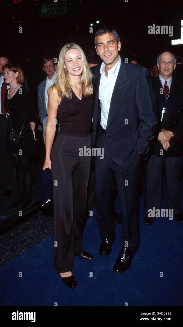 Sep 23, 1997; Los Angeles, CA, USA; Actor GEORGE CLOONEY & date @ the ...