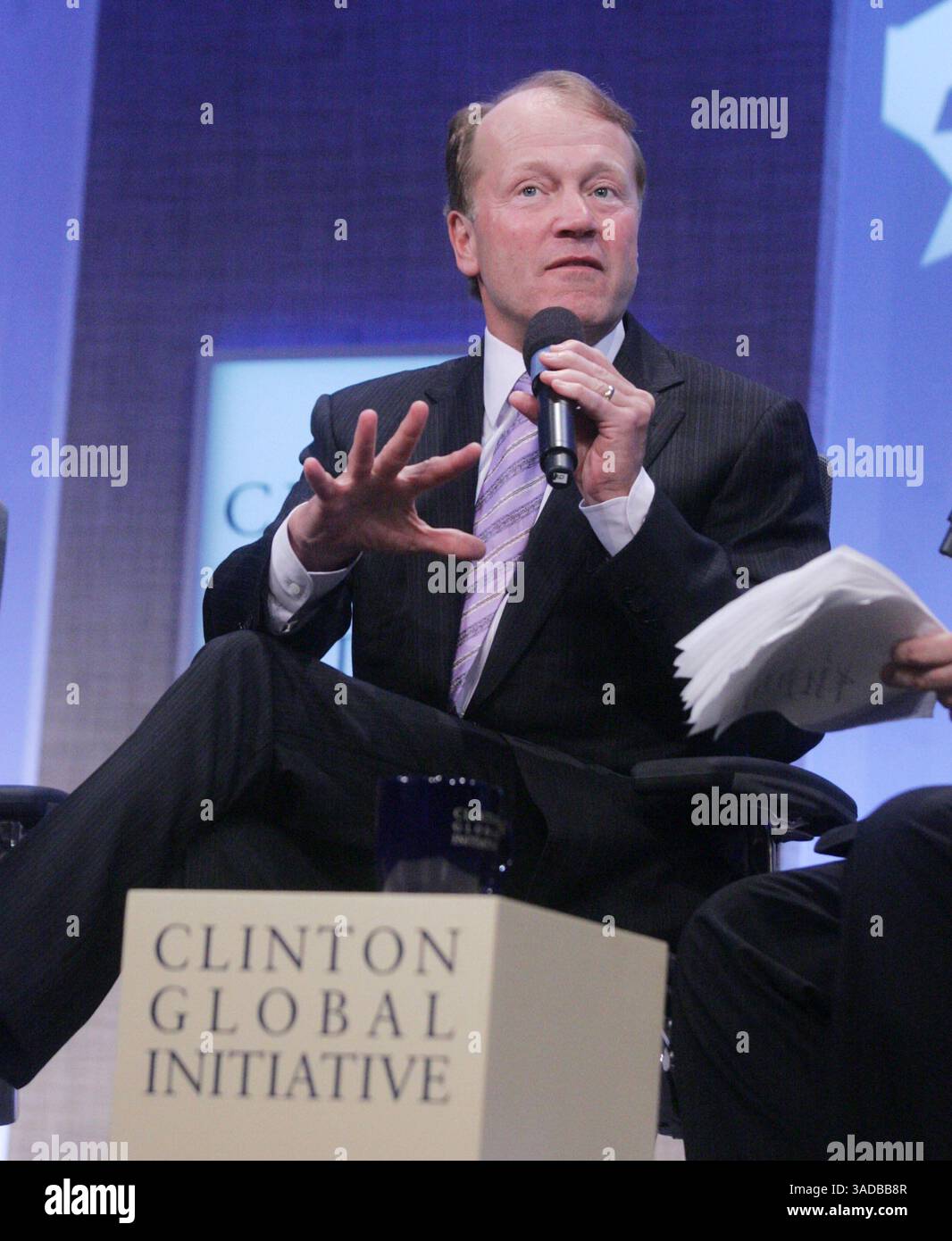 John t chambers cisco hi-res stock photography and images - Alamy