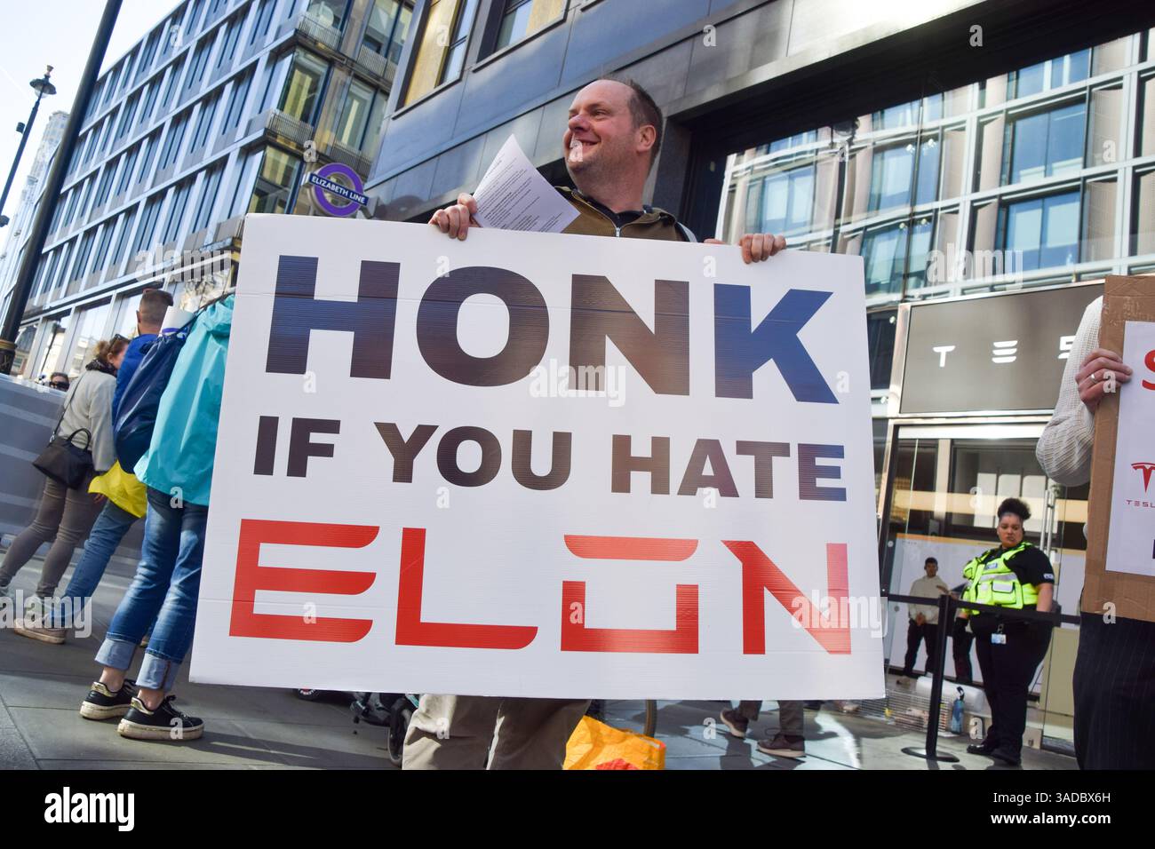 London, UK. 5th April 2025. Protesters gather against Tesla and Elon ...