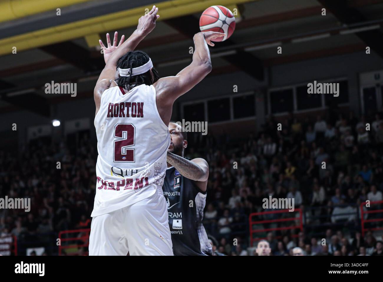 #2 Horton Chris (Trapani Shark) during Bertram Derthona Tortona vs ...