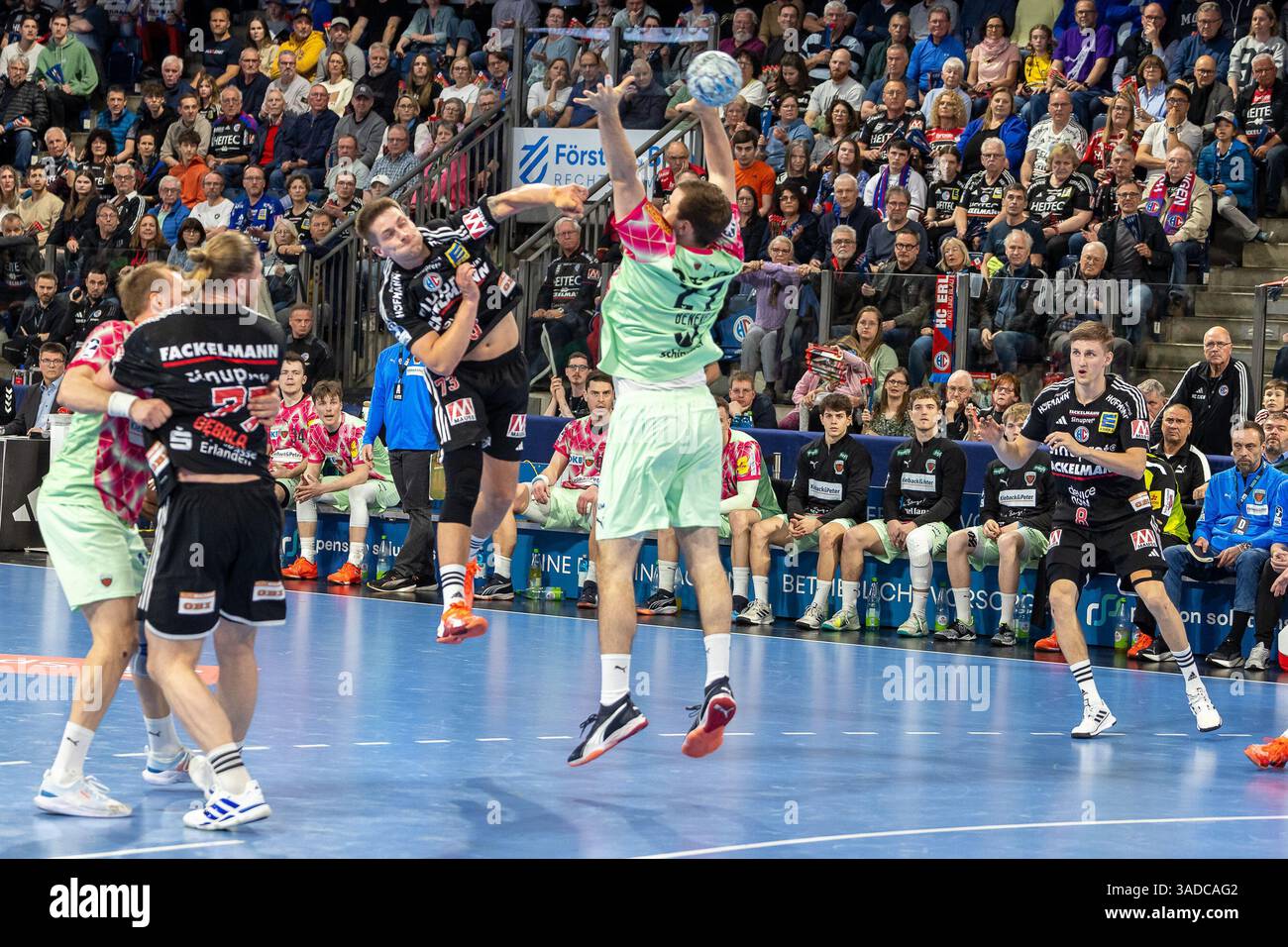 Nuernberg, Deutschland. 05th Apr, 2025. Viggo Kristjansson (HC erlangen ...