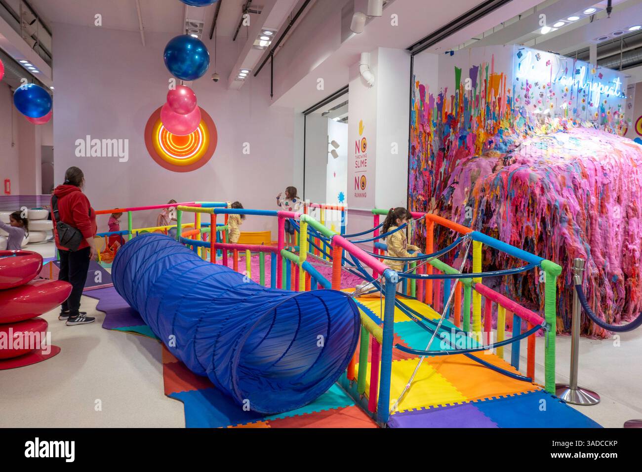 Sloomoo Institute is a slime museum experience in New York City, USA ...